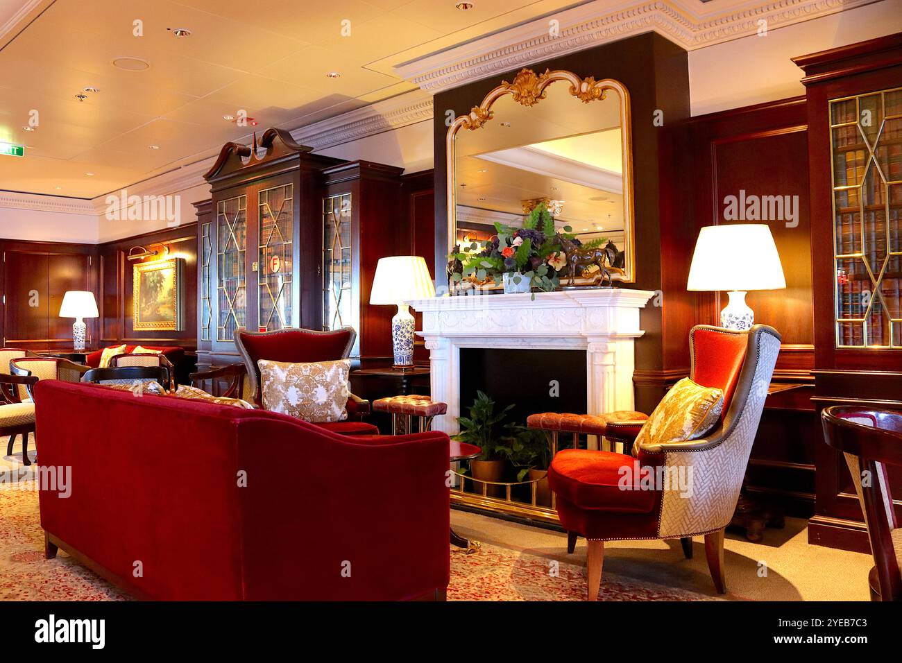 Lounge Bar Company