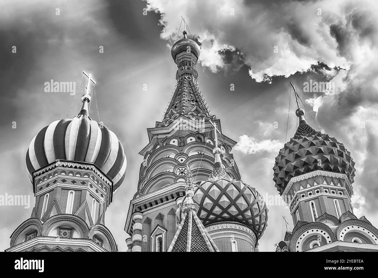 The scenic orthodox Saint Basil's Cathedral, iconic landmark on Red ...