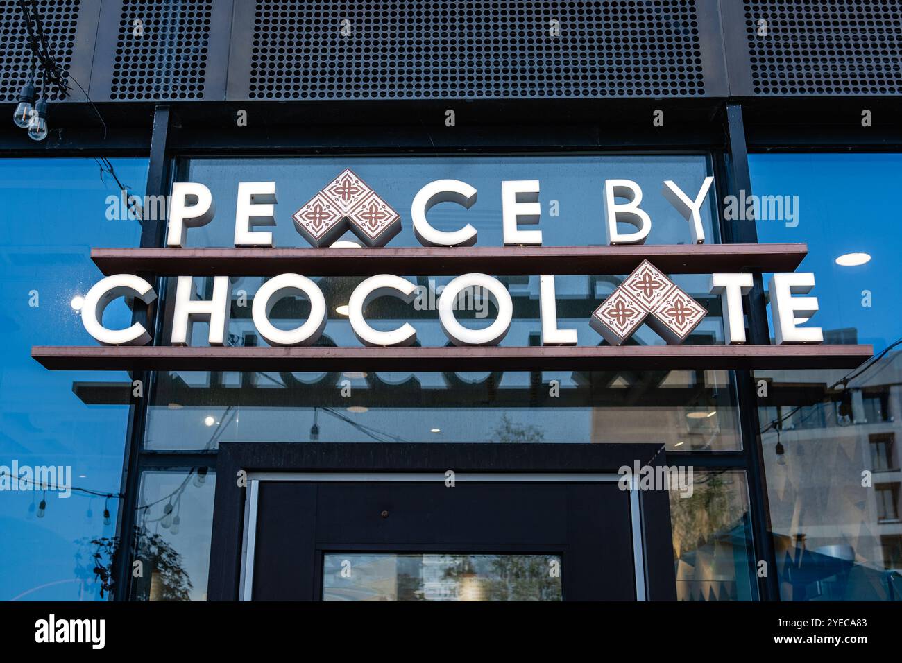 Peace by chocolate hi-res stock photography and images - Alamy