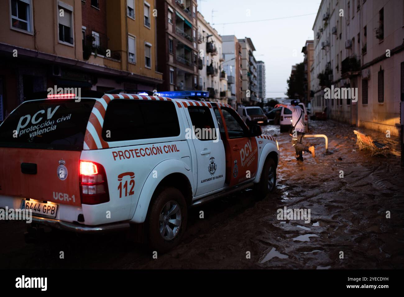 La Torre, Valencia, October 30, 2024. Vehicles, mud and belongings fill ...