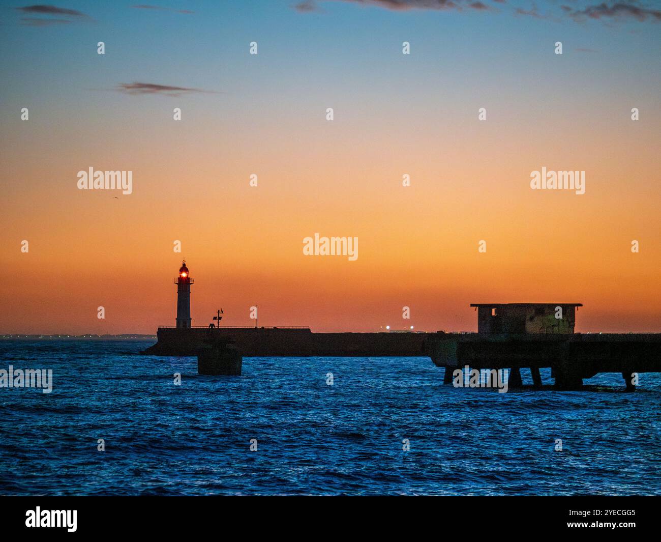 Beautiful sunset view port hi-res stock photography and images - Alamy
