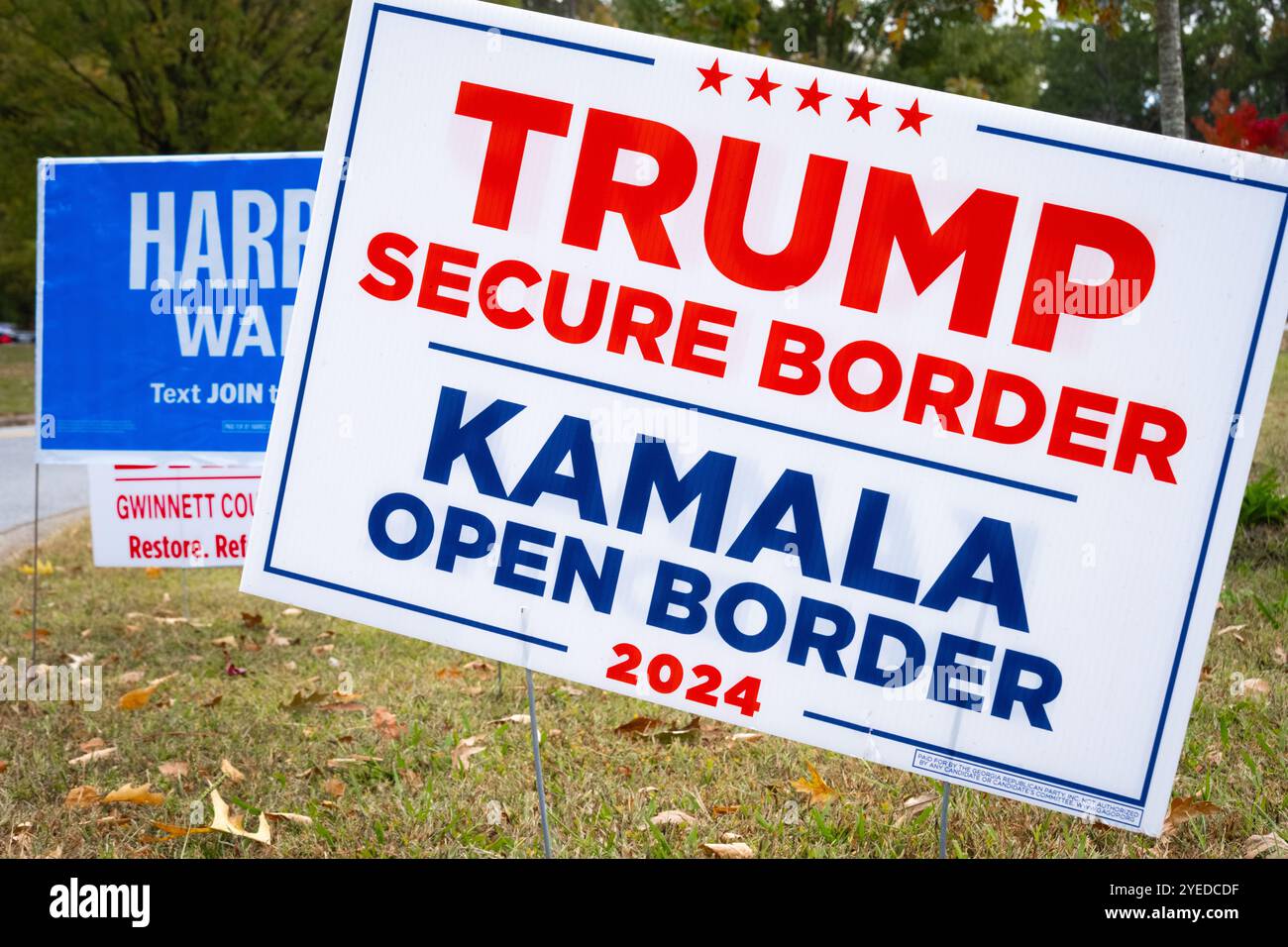 Trump and Harris yard signs at a Metro Atlanta, Georgia, polling ...