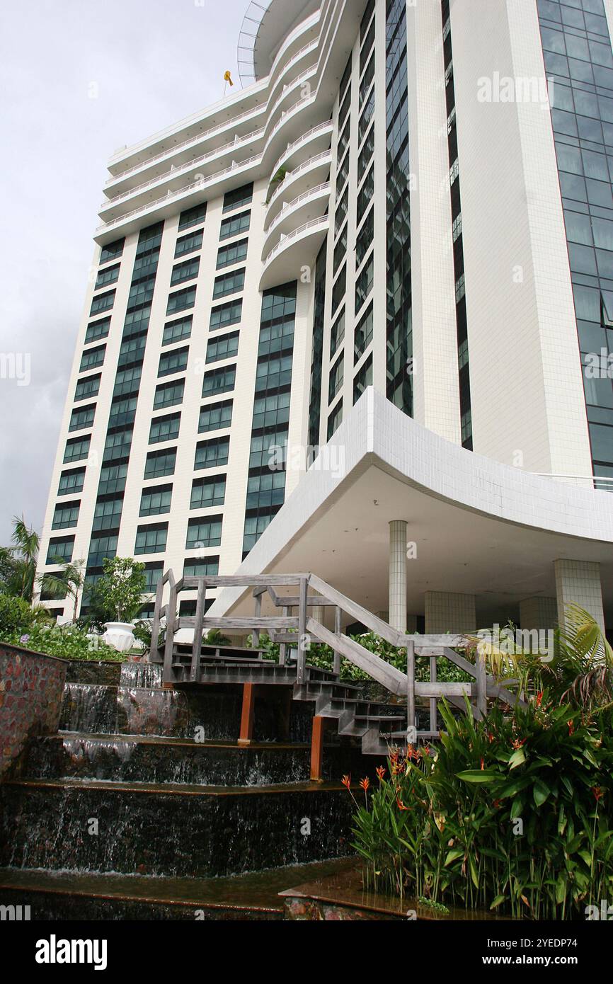 Tropical hotel manaus hi-res stock photography and images - Alamy