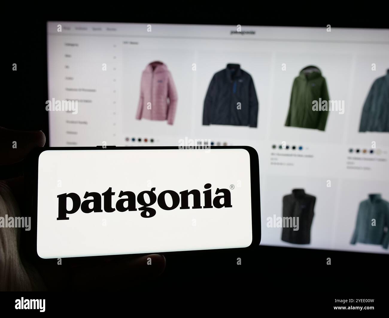 Patagonia clothing hi-res stock photography and images - Alamy