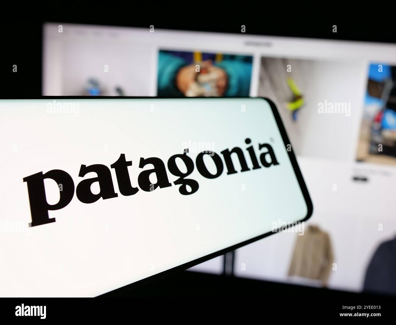 Patagonia clothing hi-res stock photography and images - Alamy