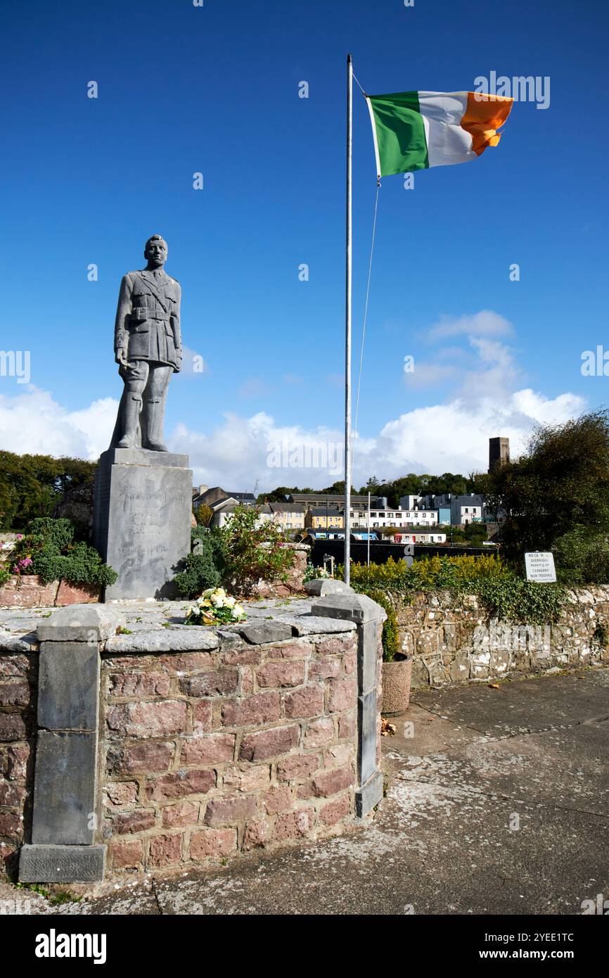 Edward lyons hi-res stock photography and images - Alamy