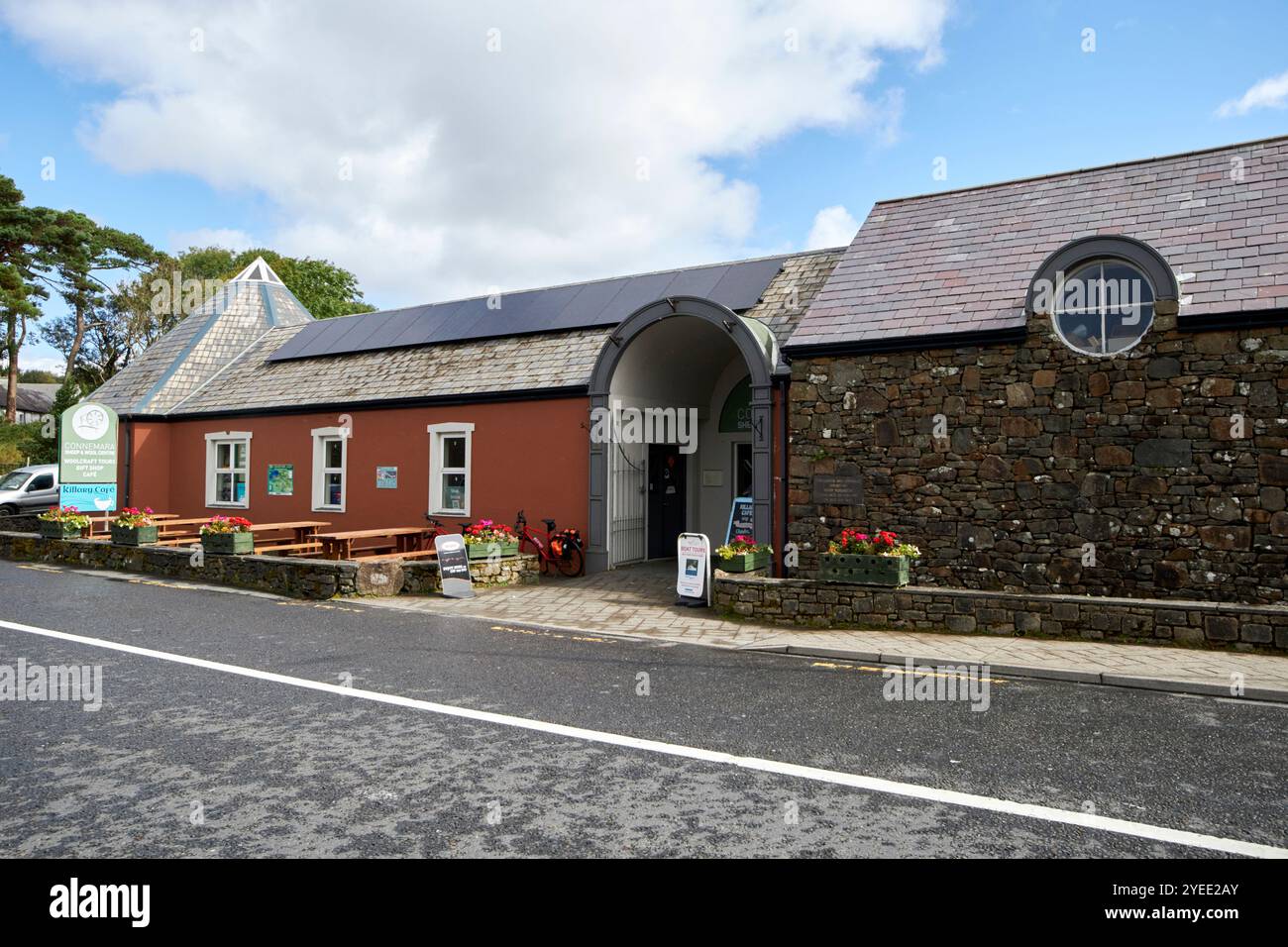 Galway sheep hi-res stock photography and images - Alamy