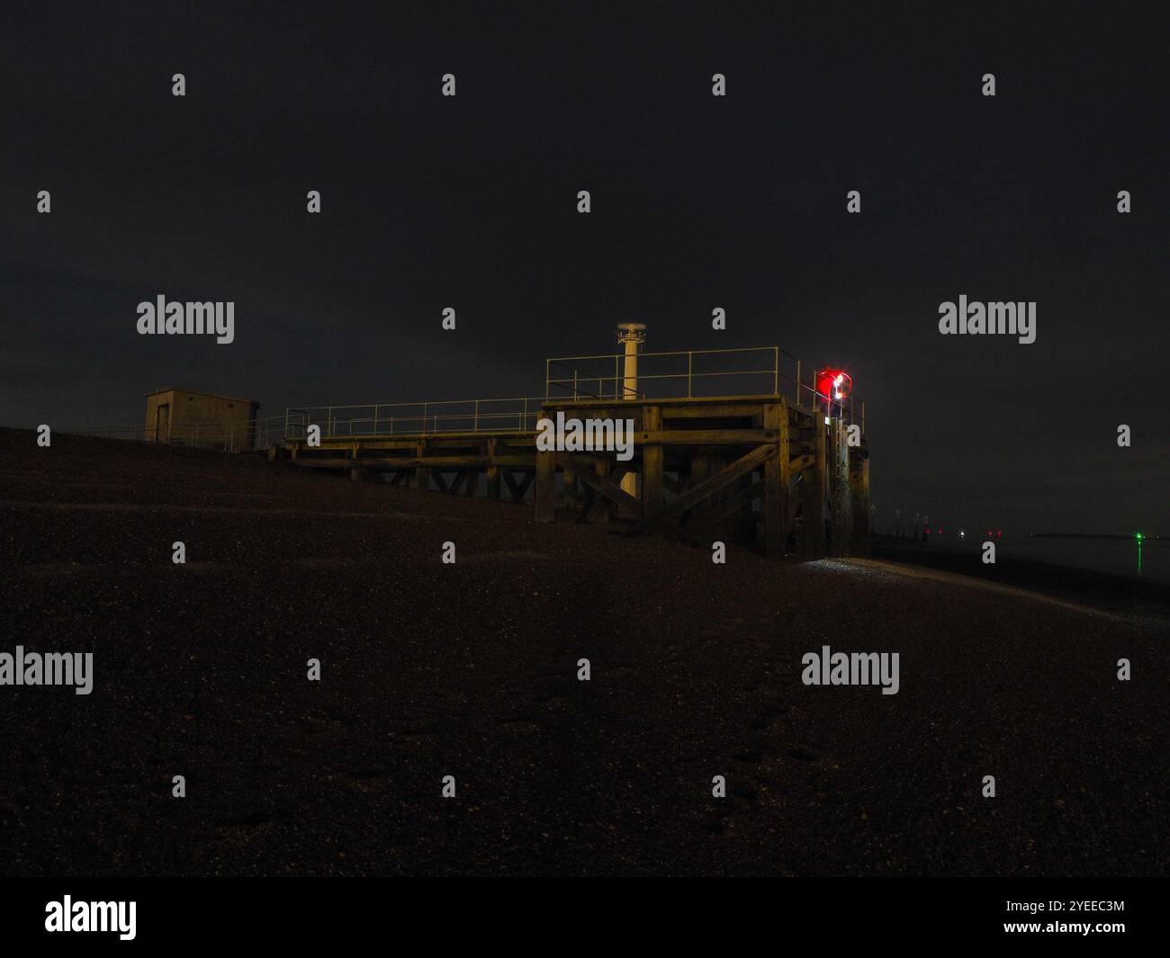 Night time wooden structure hi-res stock photography and images - Alamy