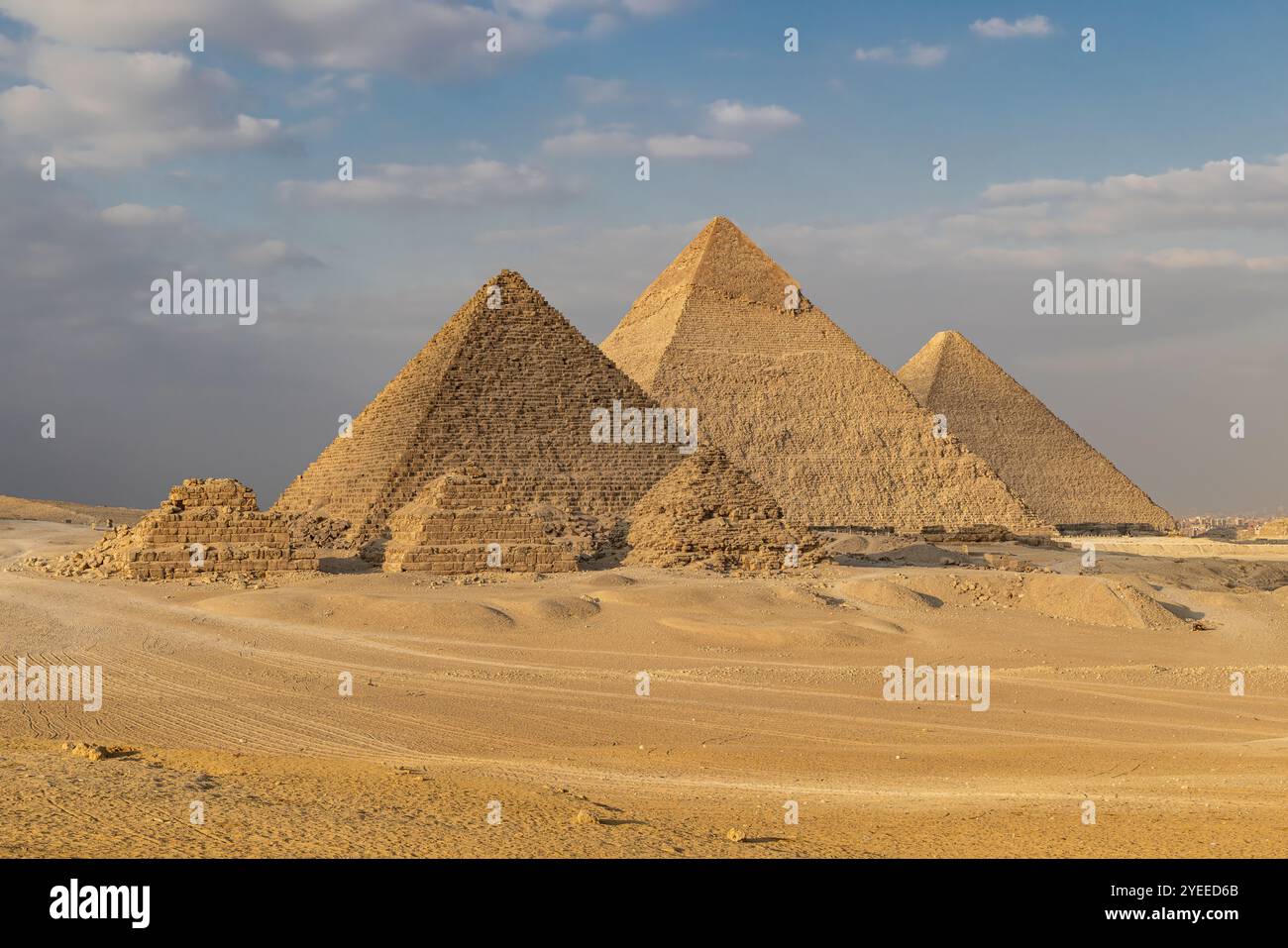 Al ahram egypt hi-res stock photography and images - Alamy