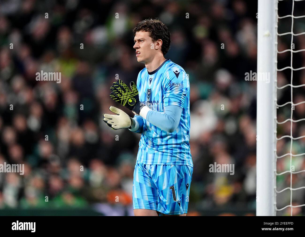Goalkeeper jon mccracken hi-res stock photography and images - Alamy