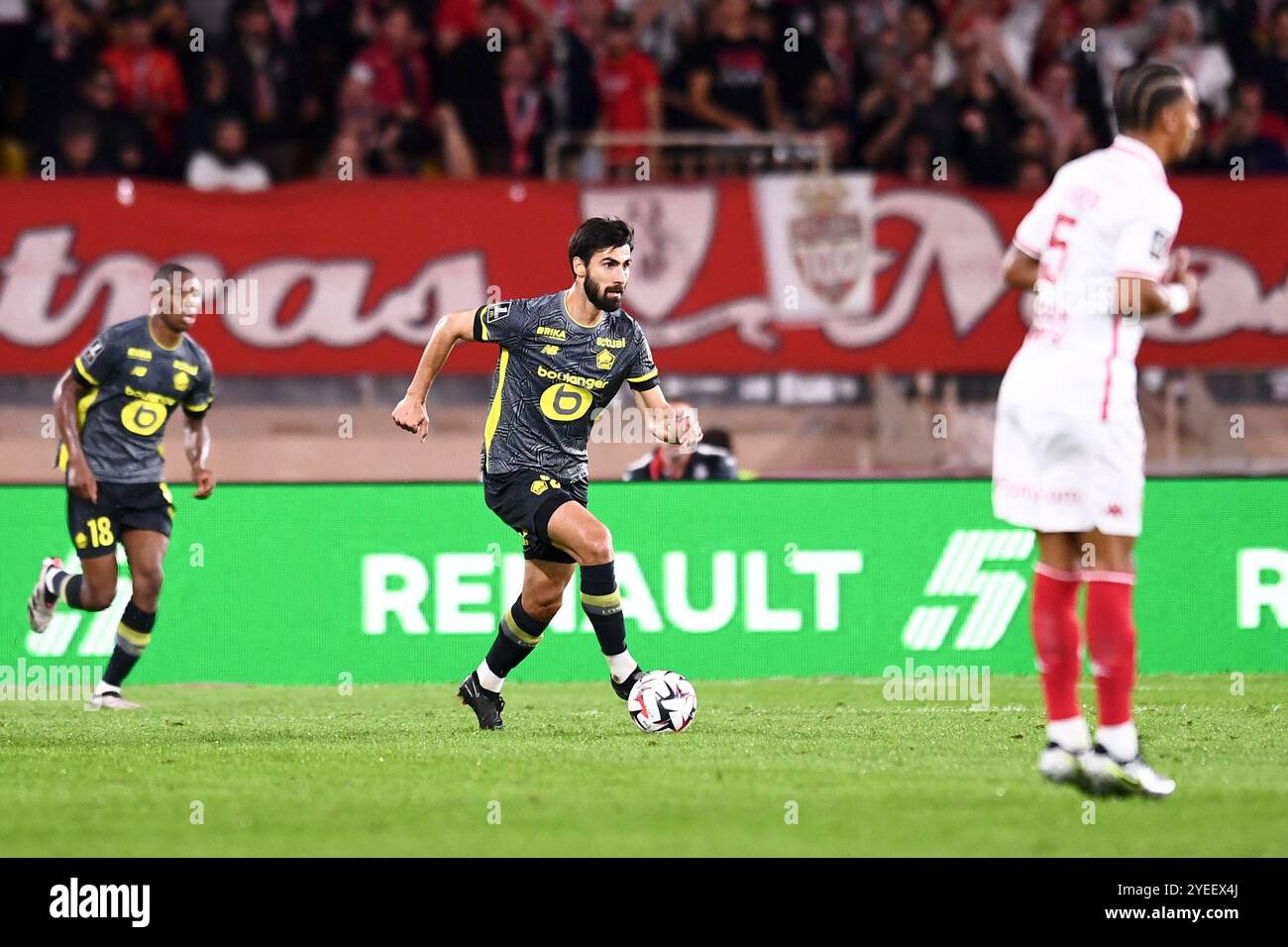 26 Andre GOMES (losc) during the Ligue 1 McDonald's match between ...