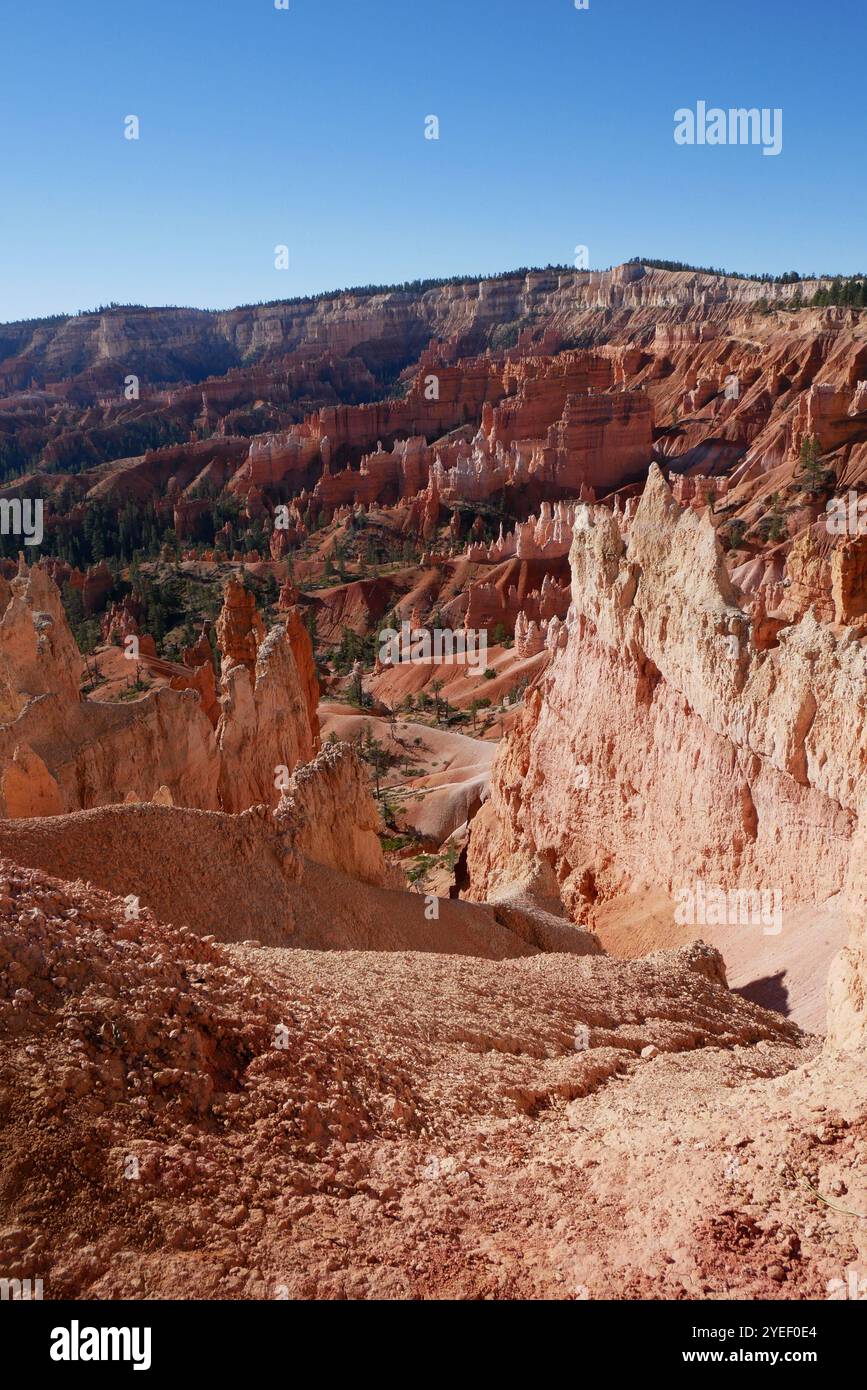 Bryce amphitheater hike hi-res stock photography and images - Alamy