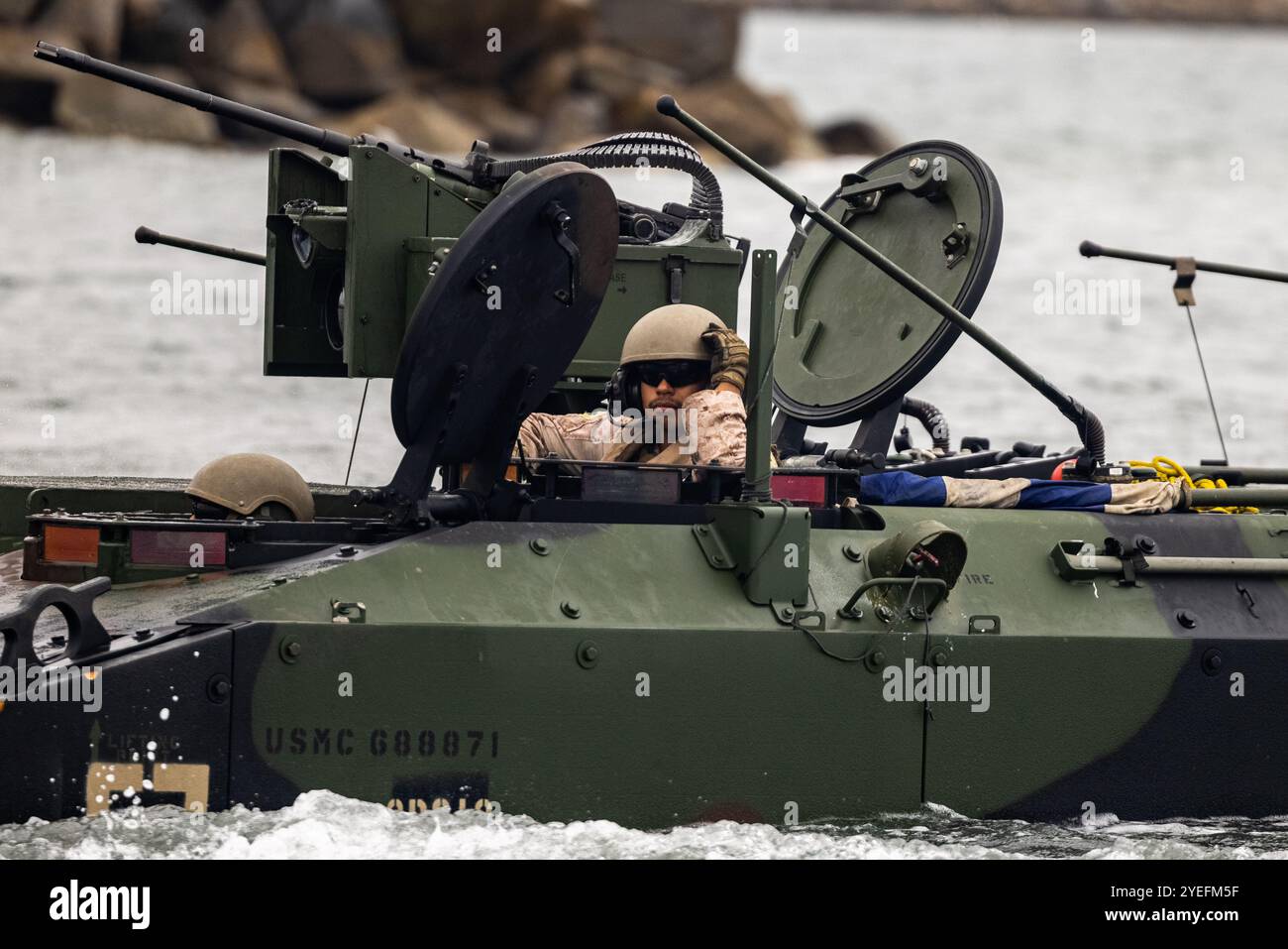 1st battalion 7th marines amphibious assault vehicle camp pendleton hi ...