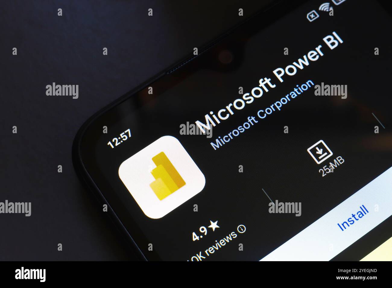 Microsoft power bi app hi-res stock photography and images - Alamy