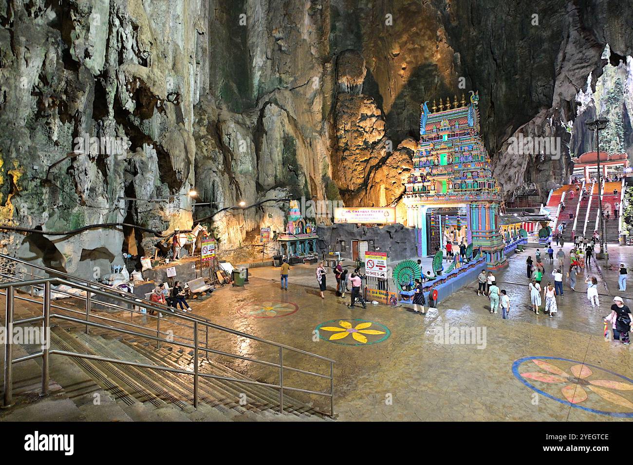The main temple cave and Sri Velayuthar Temple, in the Batu Caves ...