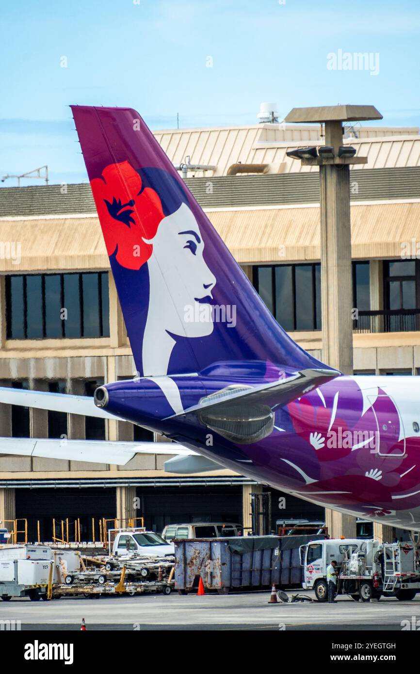 Aircraft tails international airlines hi-res stock photography and ...