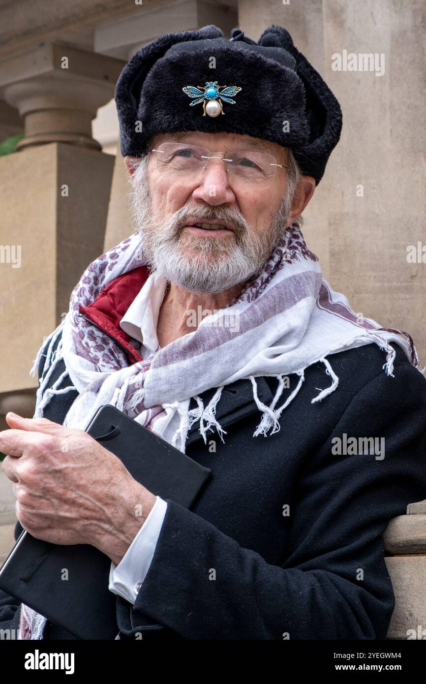 Demonstration for julian assange hi-res stock photography and images ...