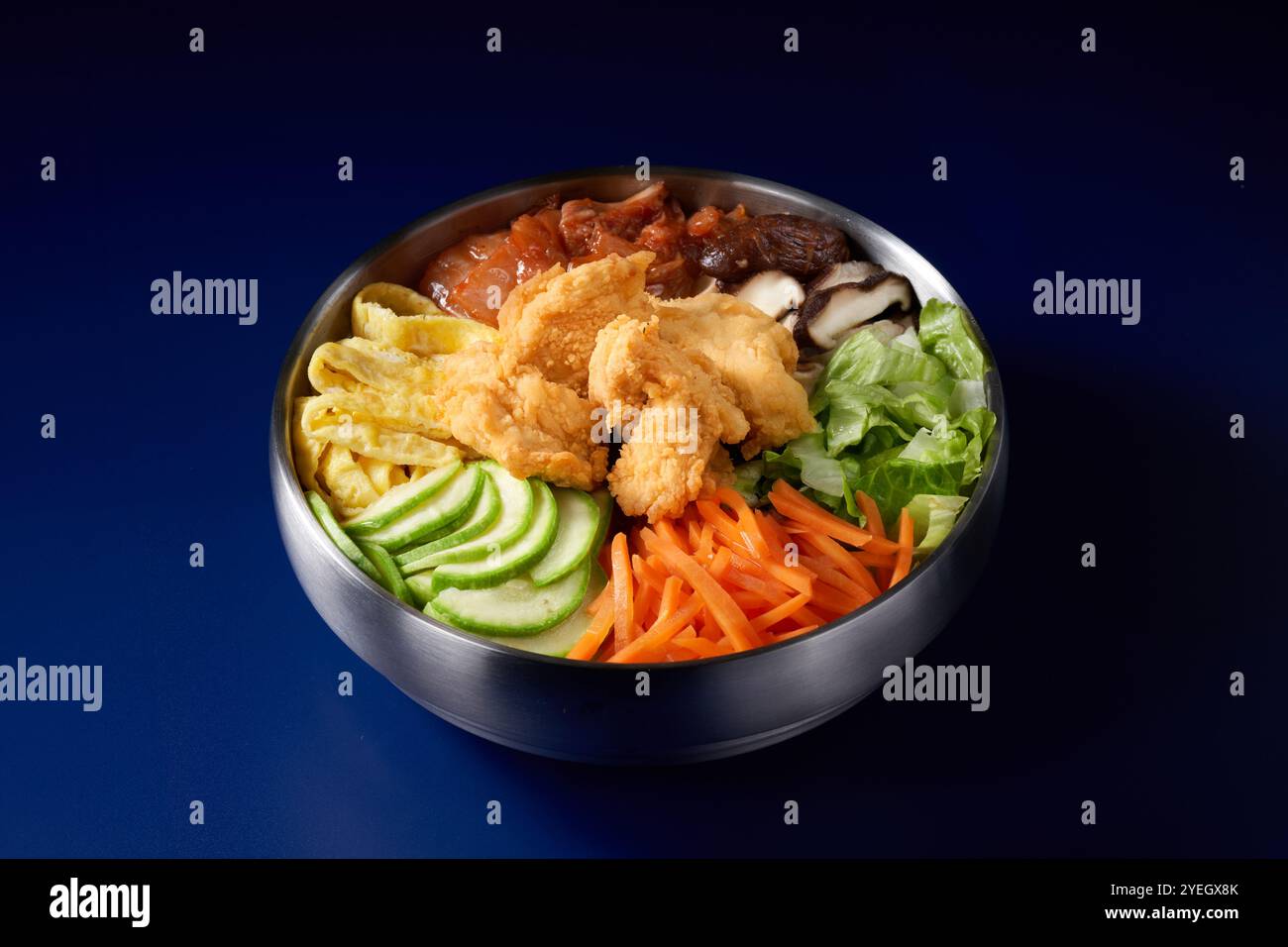 Delicious Korean food, Korean fried chicken bibimbap Stock Photo - Alamy