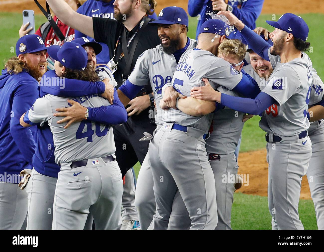 New York, United States. 30th Oct, 2024. Los Angeles Dodgers players ...
