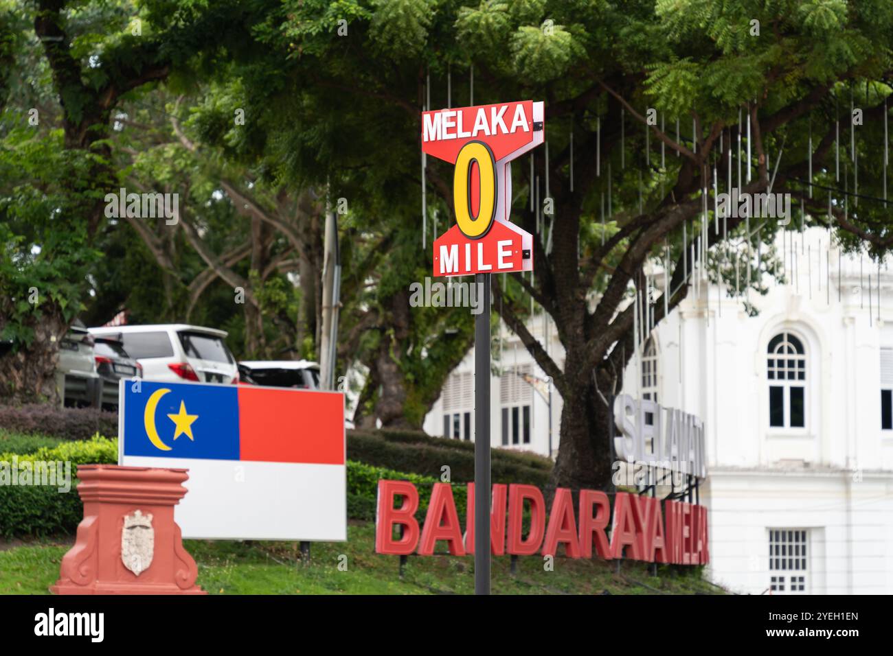 Malacca, Malaysia - Sept 21,2024 : Zero Mile point of Melaka City Stock ...