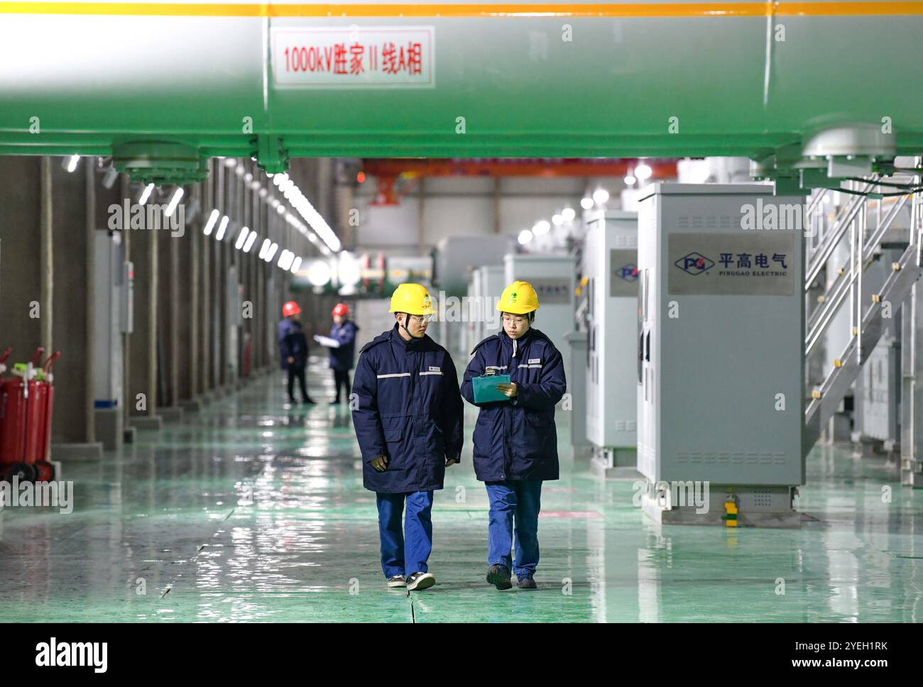 XILINGOL LEAGUE, CHINA - OCTOBER 31, 2024 - Operation and maintenance ...