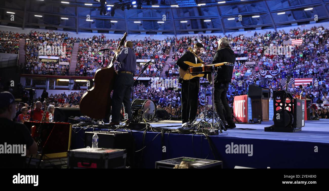 Madison. 31st Oct, 2024. MUMFORD & SONS performed several musical ...