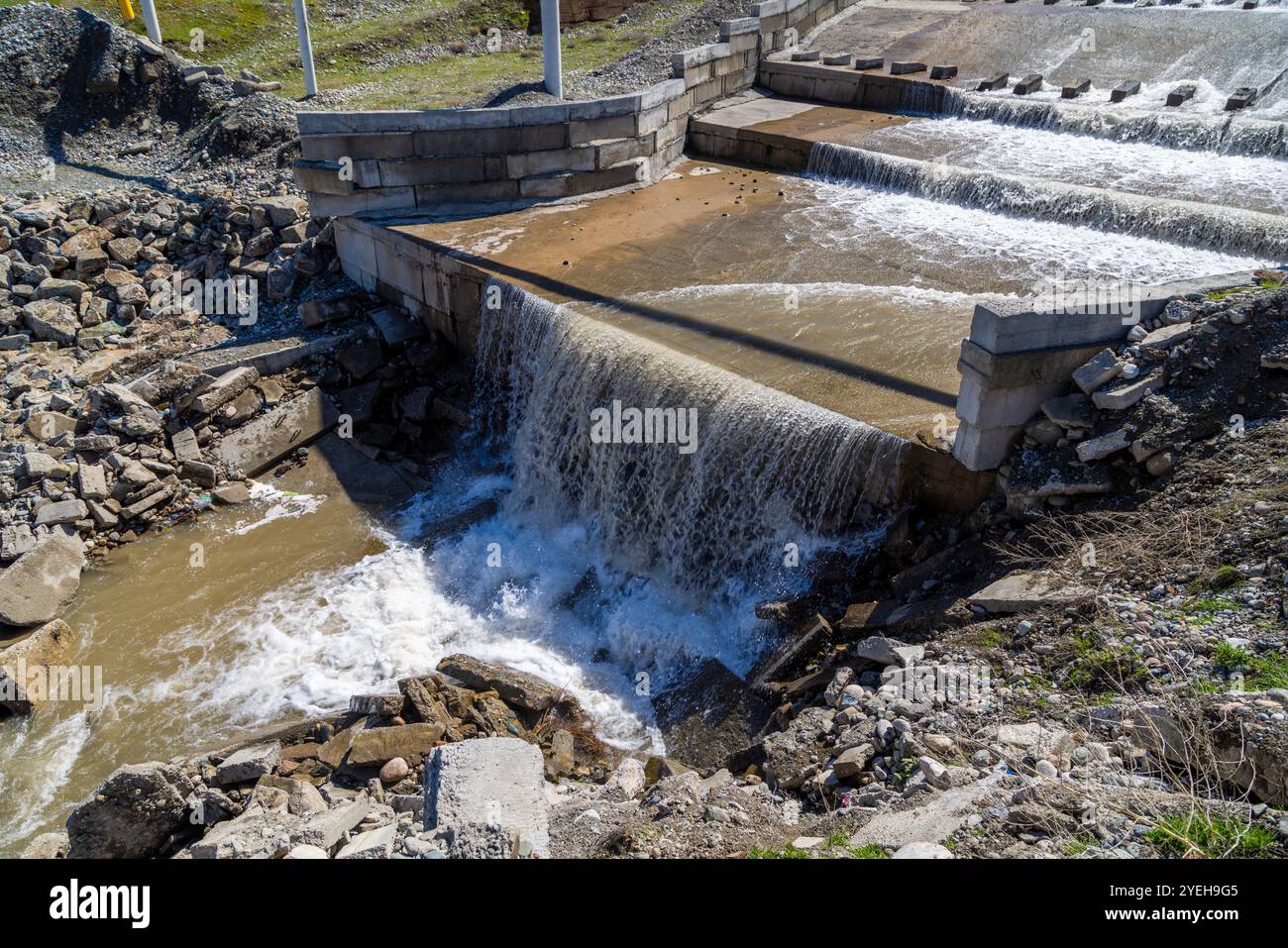 chute dentate blocks in cascade concrete water spillway channel Stock ...