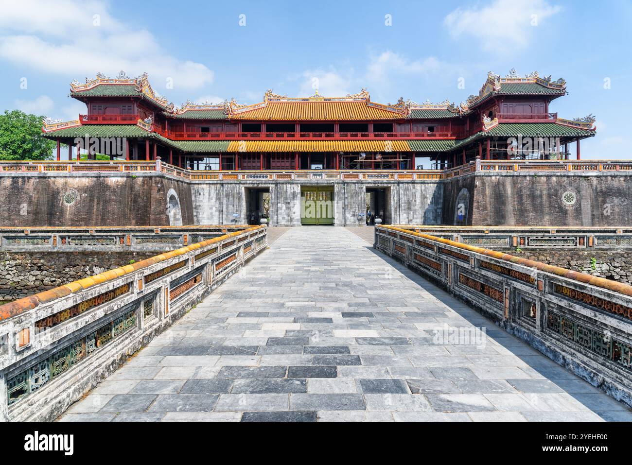 The Meridian Gate to the Imperial City in Hue, Vietnam Stock Photo - Alamy