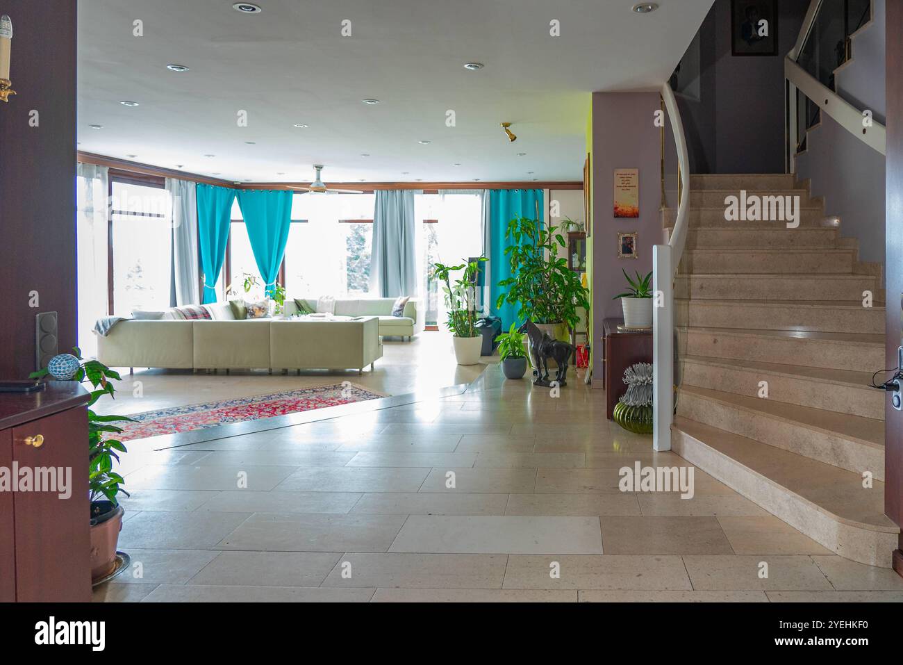 Simone Lugner at home in the Lugner Villa (foundation) in Vienna ...