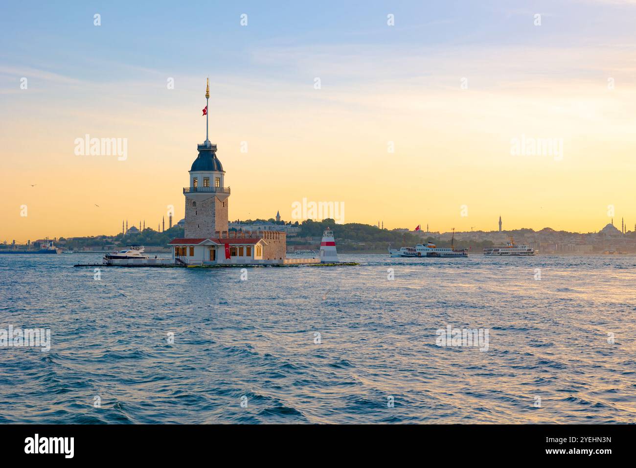 Kiz Kulesi aka Maiden's Tower and cityscape of Istanbul at sunset ...