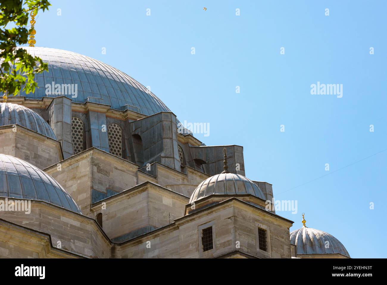 Architectural details of Suleymaniye Mosque with clear sky. Mosques of ...