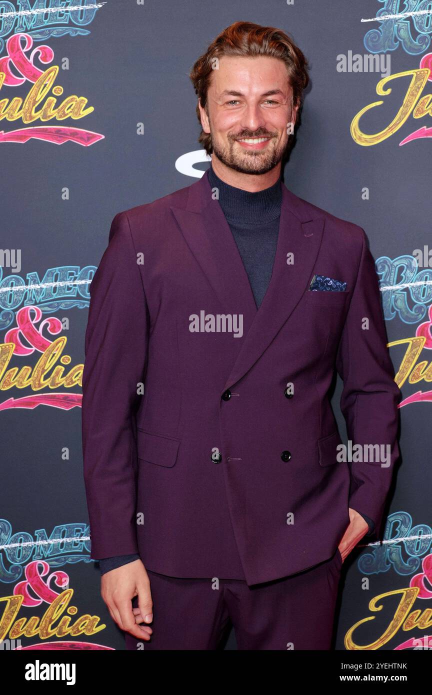 Nicolas Puschmann bei der Premiere des Musicals & Julia im ...