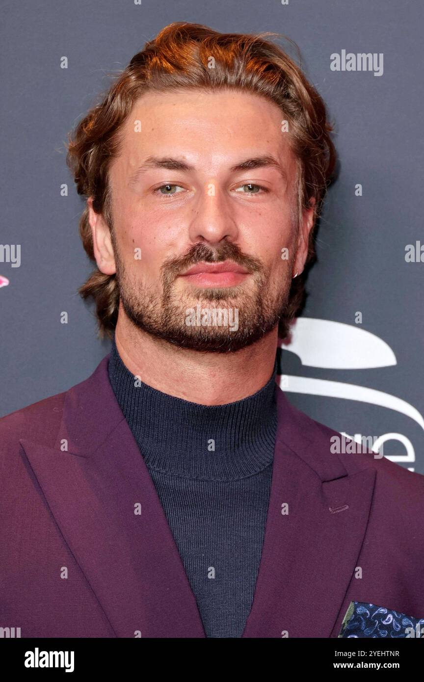 Nicolas Puschmann bei der Premiere des Musicals & Julia im ...
