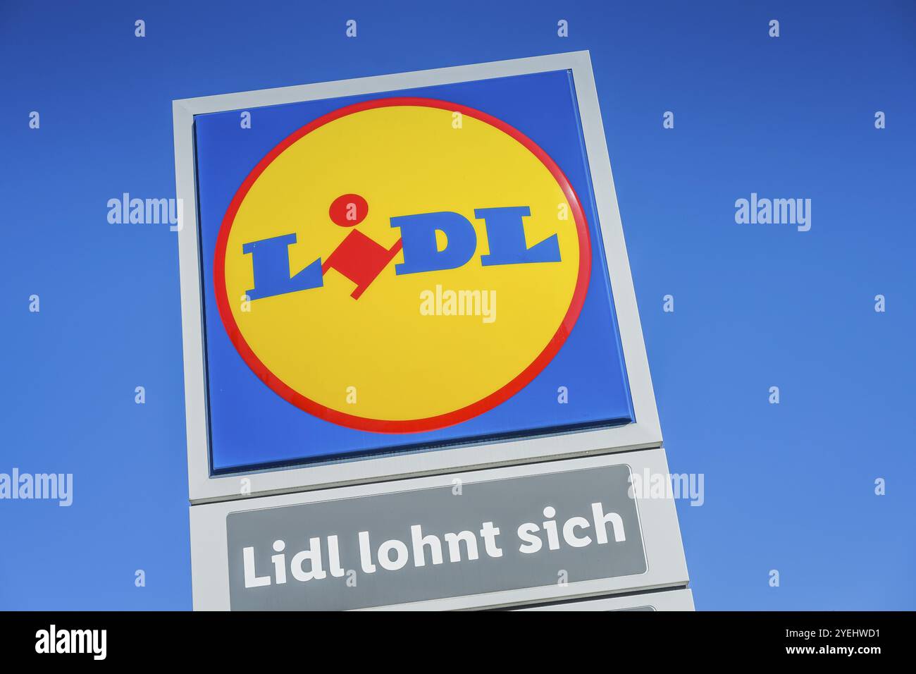 Lidl, sign, advertising, logo Stock Photo - Alamy