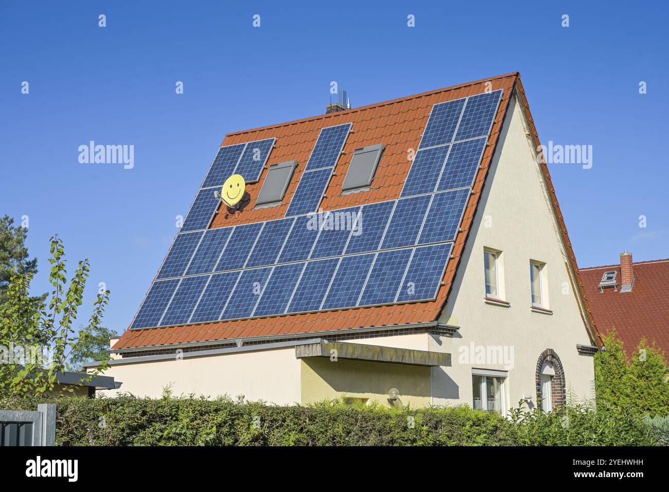 Detached house with solar roof, Brucknerstrasse, City of Brandenburg an ...