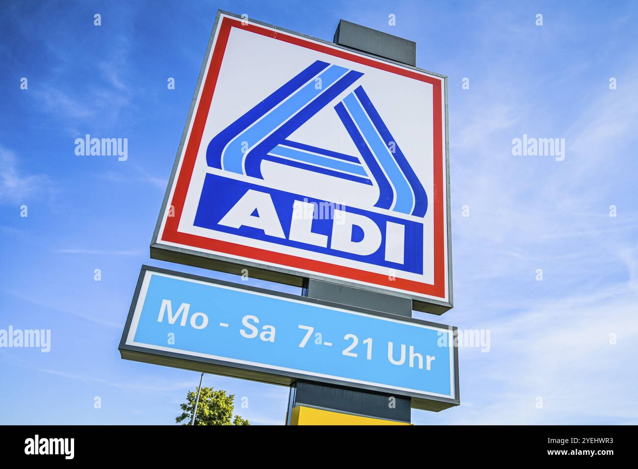 Aldi Nord, sign, advertising, logo Stock Photo - Alamy