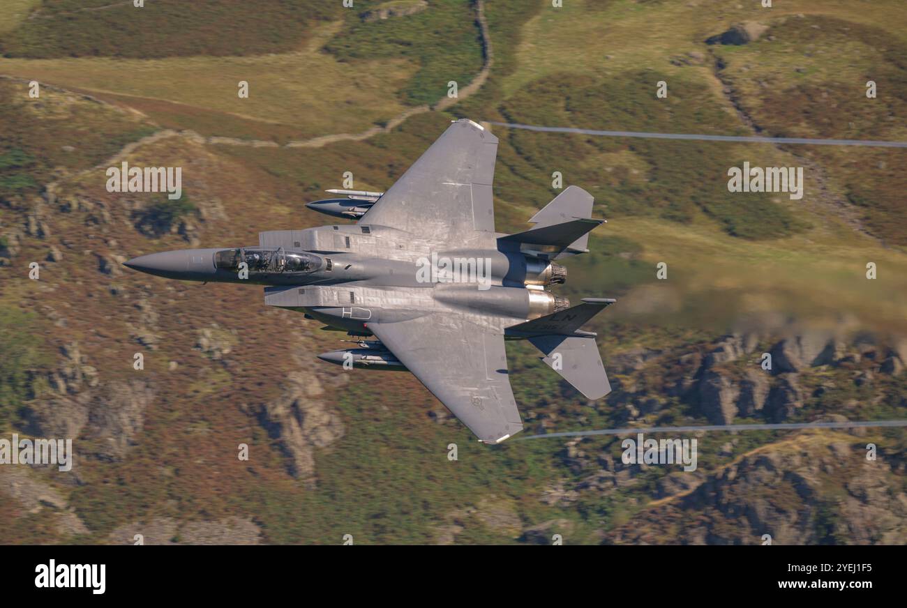USAF F-15E Strike Eagle from RAF Lakenheath 48th Fighter Wing, low ...