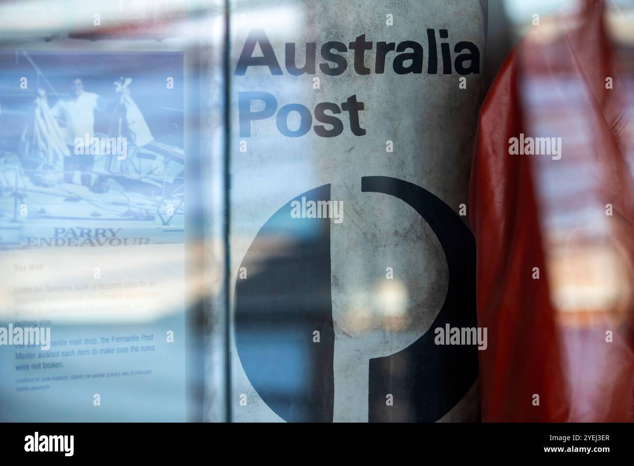 Photo features old fashioned hi-res stock photography and images - Alamy