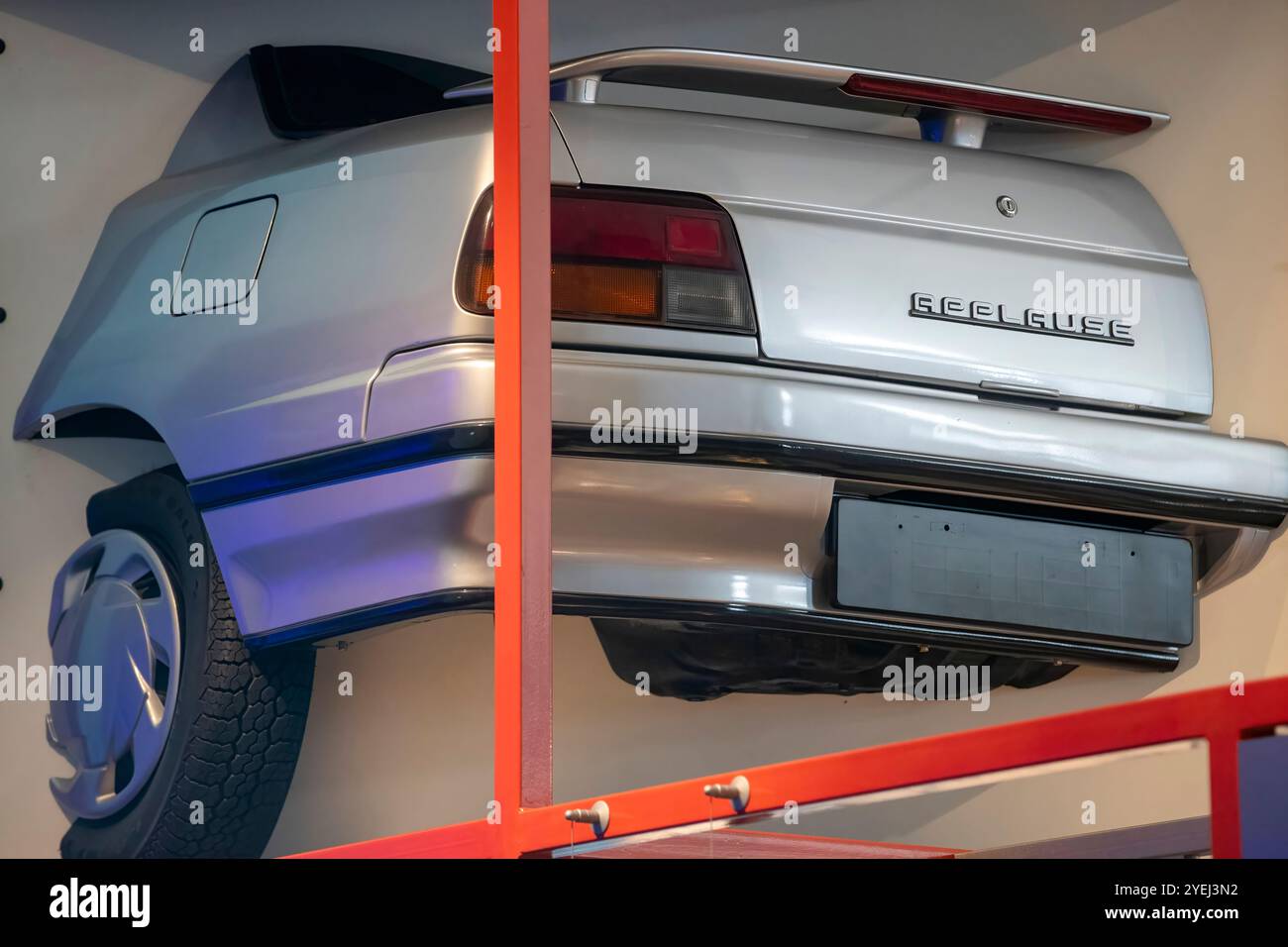 Daihatsu applause hi-res stock photography and images - Alamy