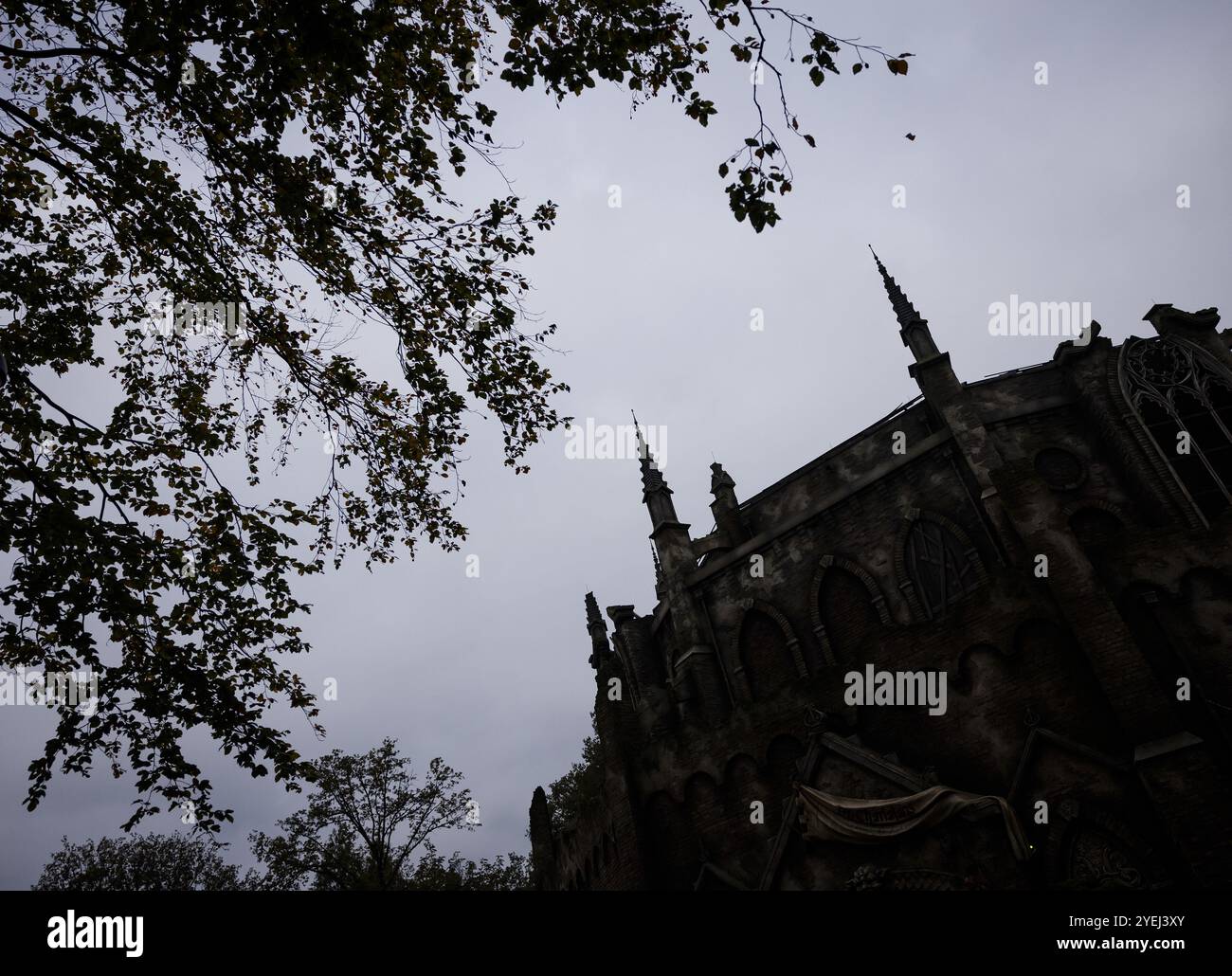 Efteling netherlands danse macabre hi-res stock photography and images ...