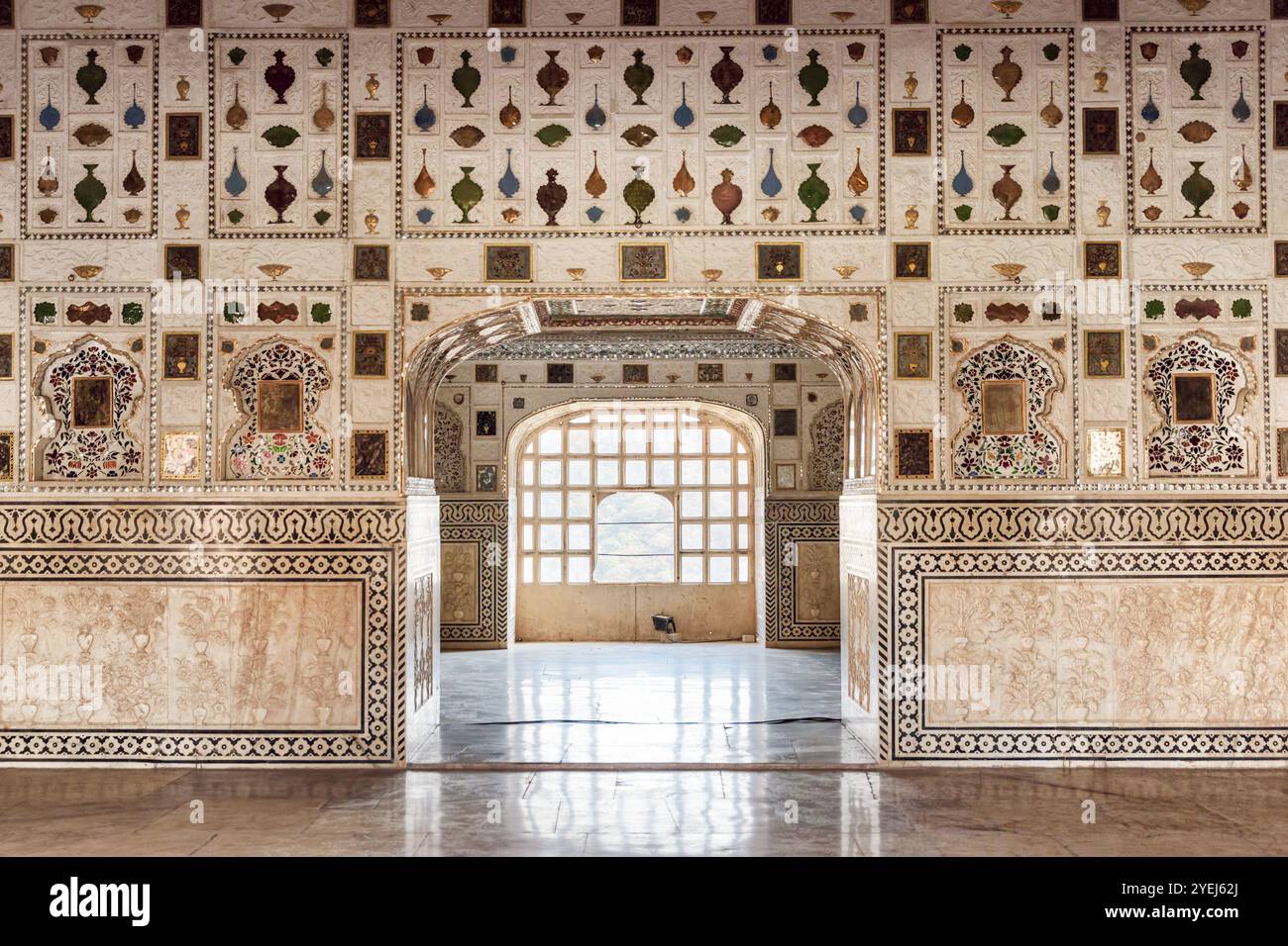 Awesome interior view of the Sheesh Mahal, the Amer Fort Stock Photo ...
