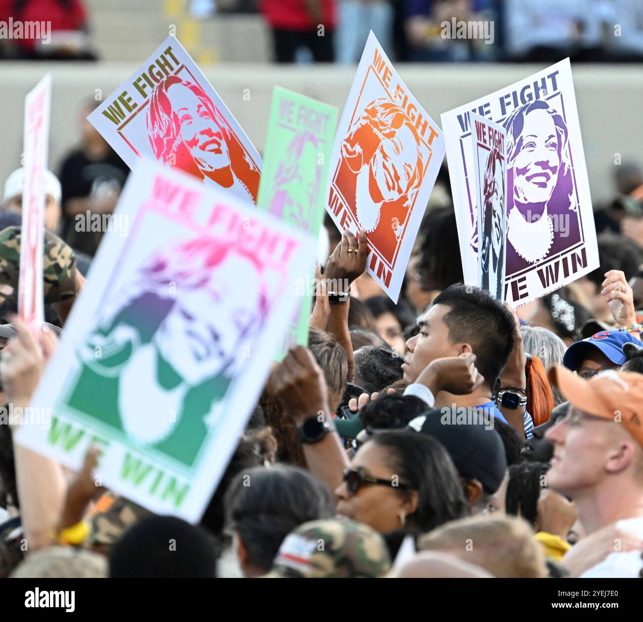 Many supporters raise sketches of US Vice President Kamala Harris and ...