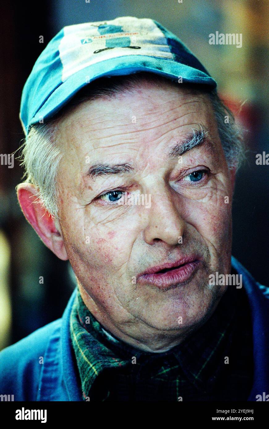 A workshop worker on the loading dock at Fogelsta industry (Fågelsta ...