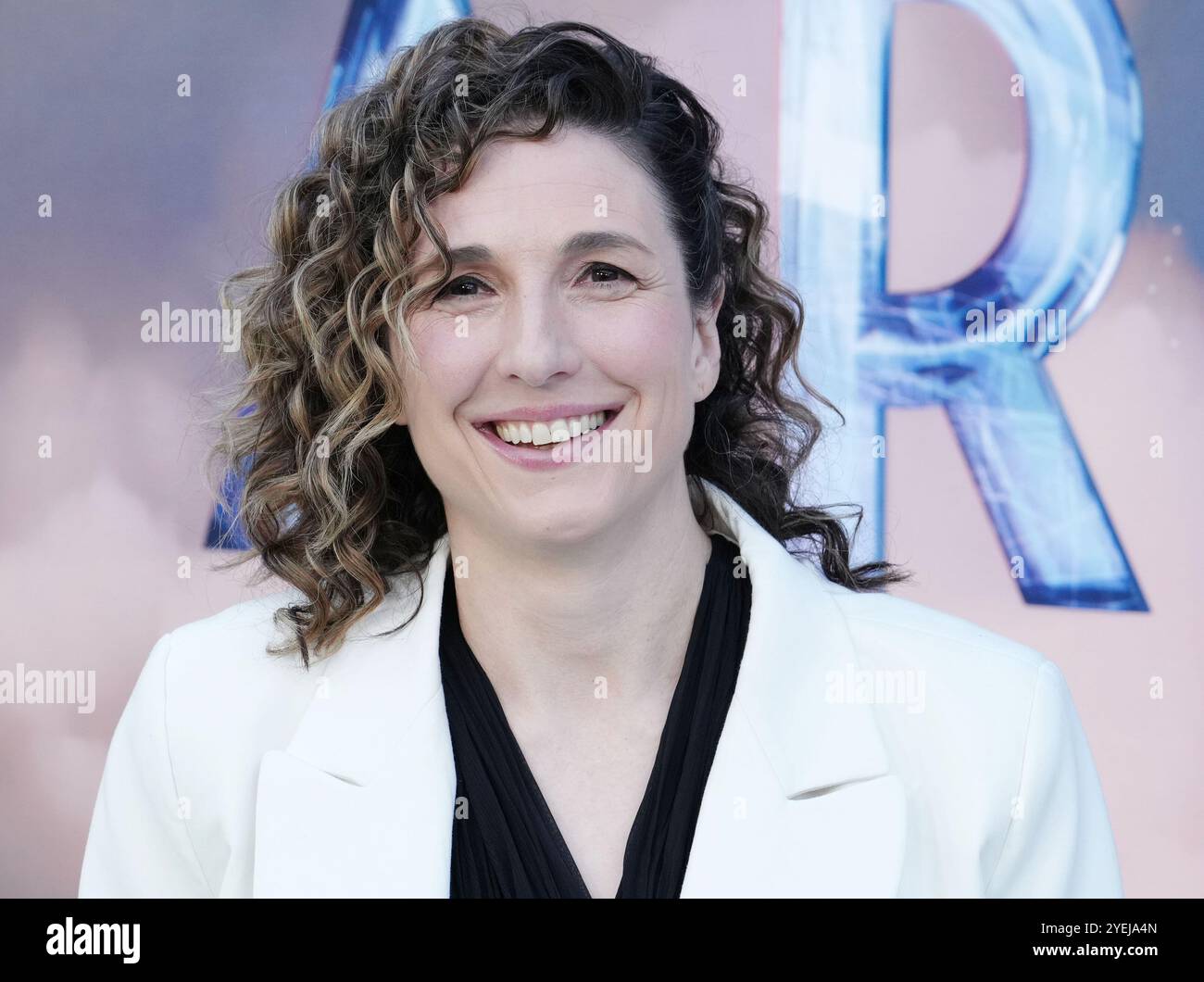 Amanda overton hi-res stock photography and images - Alamy