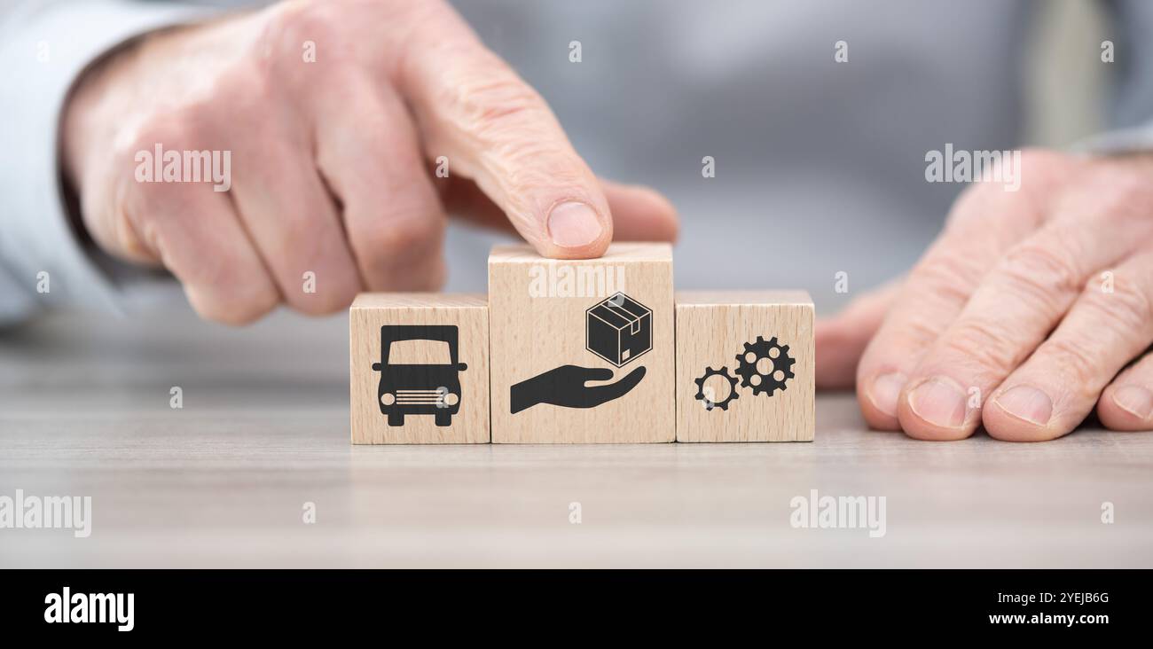 Wooden blocks with symbol of distribution concept Stock Photo - Alamy