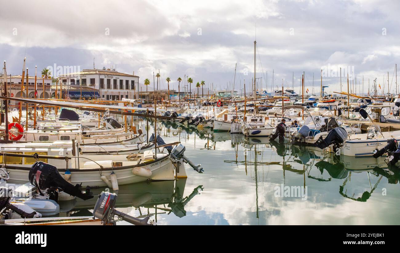Mediterranean summer holidays hi-res stock photography and images - Alamy