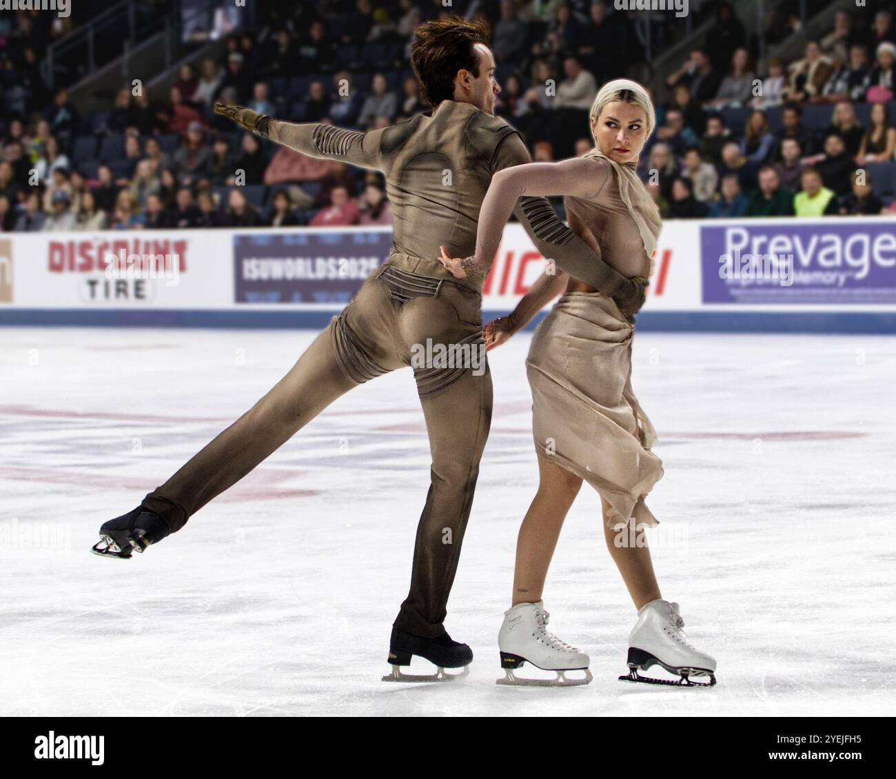 Allen, Texas, USA. 20th Oct, 2024. OLIVIA SMART and TIM DIECK (ESP) win ...