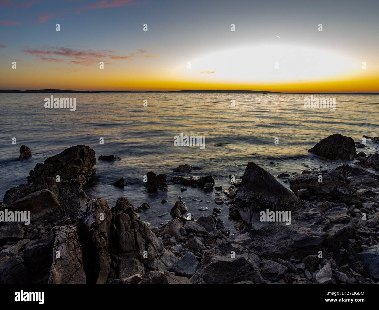 Video beach sea waves hi-res stock photography and images - Alamy