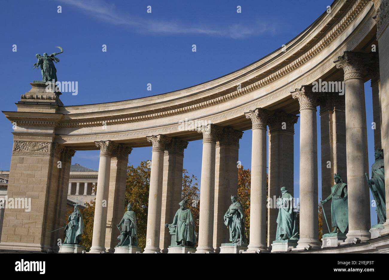 Statues of Hungarian kings on the colonnade of the Millennium Monument ...