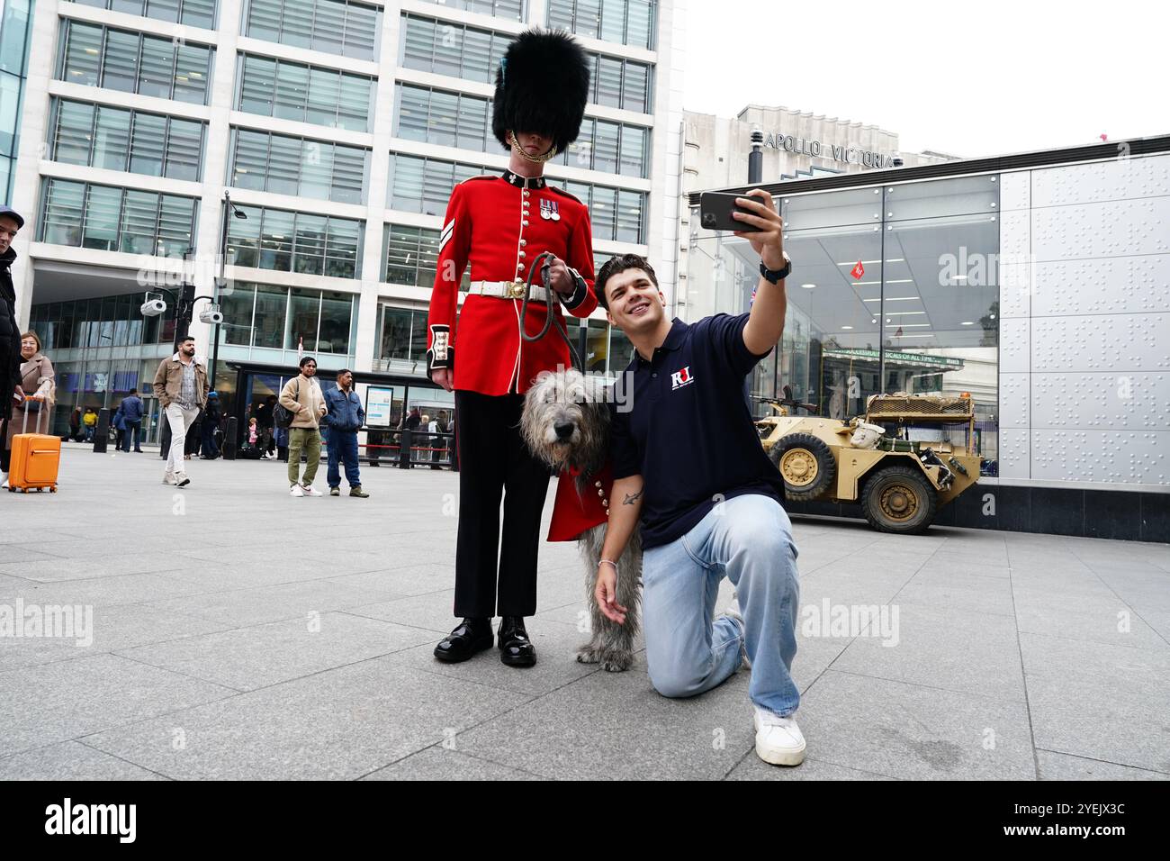 Harry Clark from The Traitors TV series, joins Seamus, the Irish Guards ...